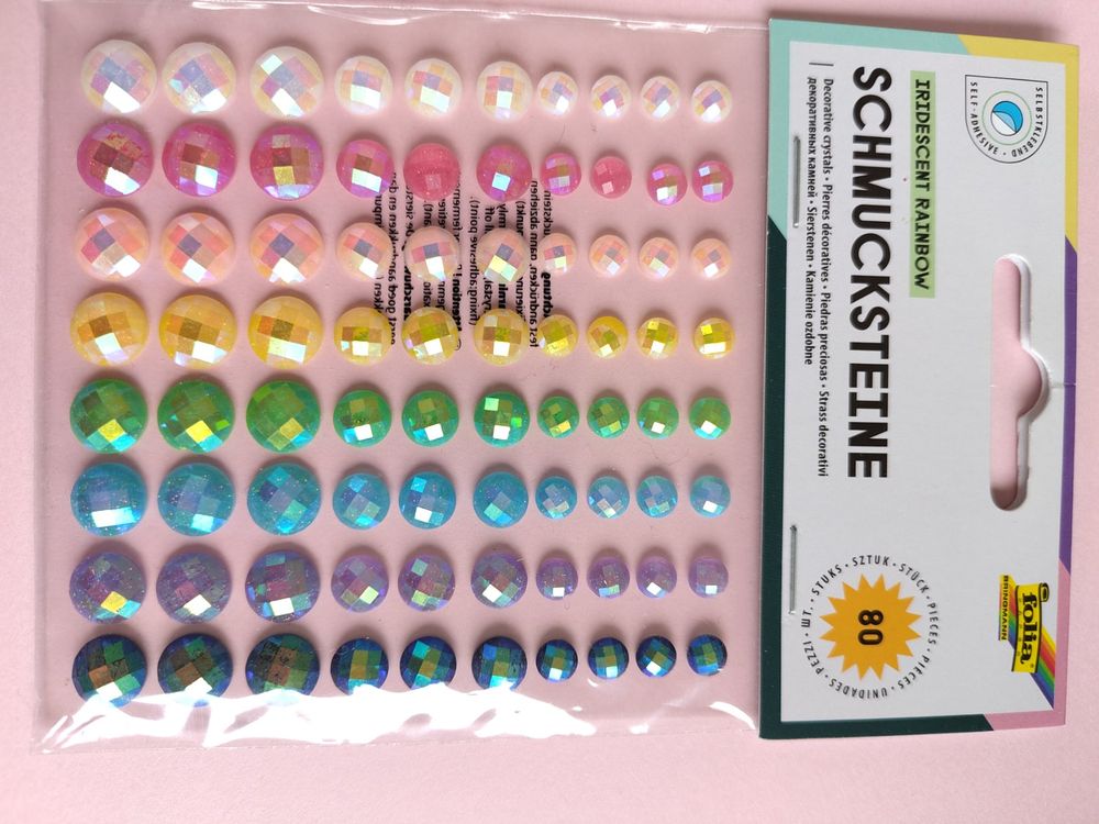 1 Bogen Glitzersteine regenbogen matt 6-10mm neu (Neu und originalverpackt) in Leuggern für CHF ...