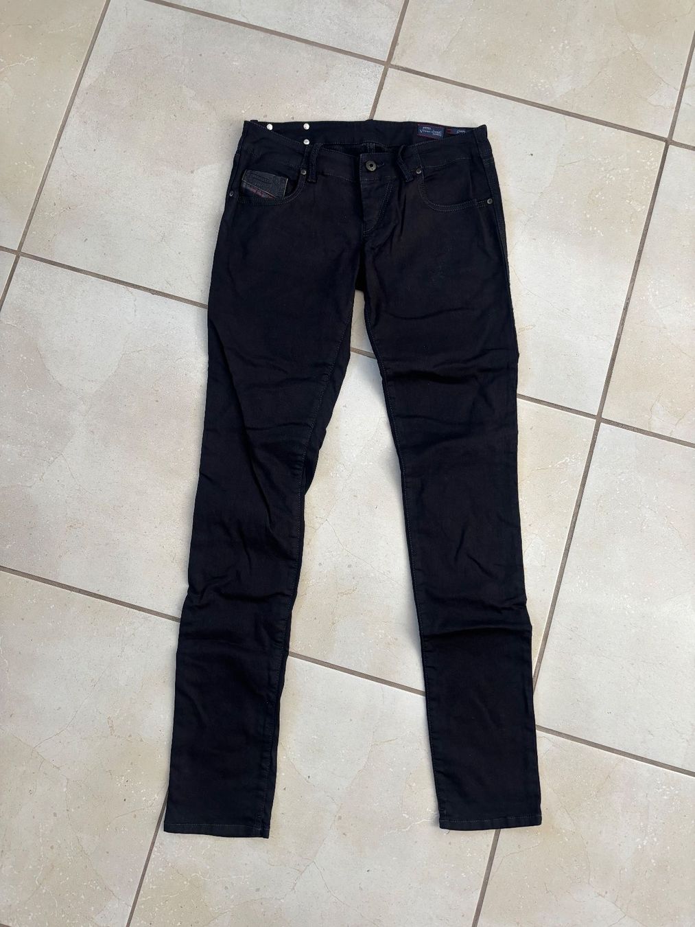 Diesel Jeans, schwarz, Grösse 29, top Zustand! Selten! (Gebraucht) in ...