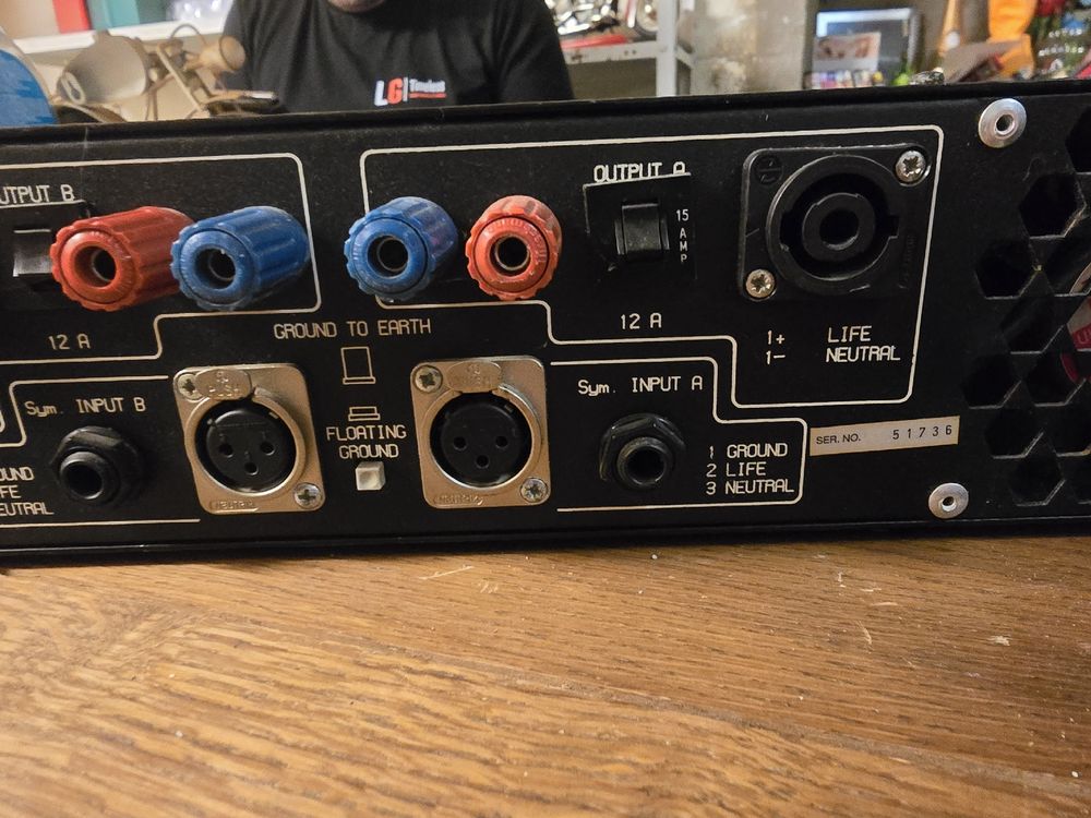 HK Audio Systems KW1.2 Endstufe Verstärker 2x 600W (D) (Gebraucht) in ...