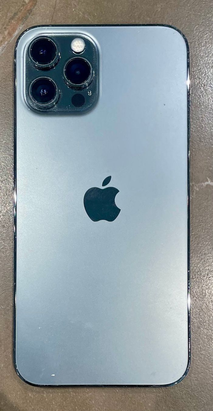 iPhone 12 Pro Max 256GB Silber MagSafe Hülle, Garantie: 3Mt. (Gebraucht ...