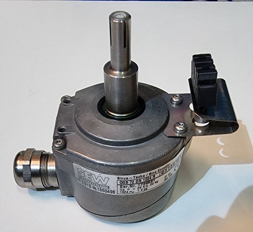SEW EURODRIVE OGS72 DN 1024 R Sinus Tacho 1860496 Typ:ES1 (Gebraucht ...