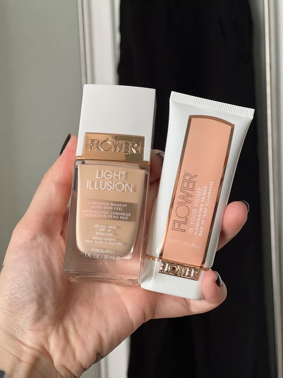 Flower Beauty Light Illusion Foundation + Primer (Gebraucht) in Bern ...