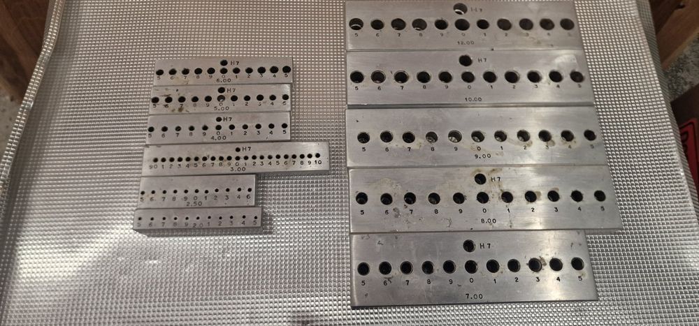 Aluminium Halterung für Reibahle (Gebraucht) in Unterterzen für CHF 15 – mit Lieferung auf ...