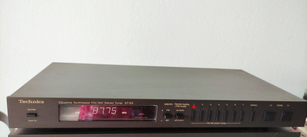 TECHNICS ST-S3 ANALOG TUNER (Gebraucht) in Basel für CHF 1 – mit ...
