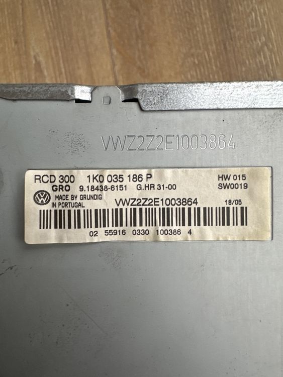 VW Originalradio RCD 300, 1K0 035 186 P (Gebraucht) in Nunningen für ...