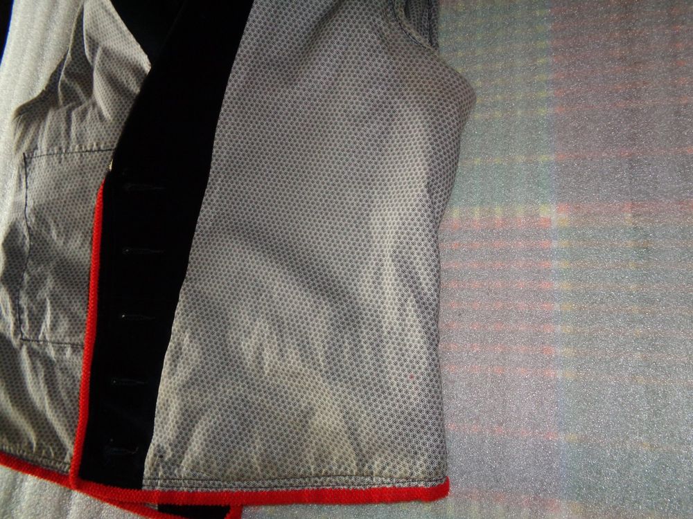 BERNER MUTZ TRACHT JODLER JACKE GRÖSSE 44 EDELWEISS (Gebraucht) in ...