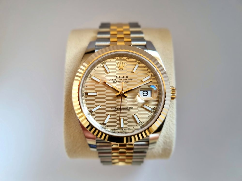Rolex Datejust 41 Gold Steel Fluted Motif 2023 Neu (Neu und ...