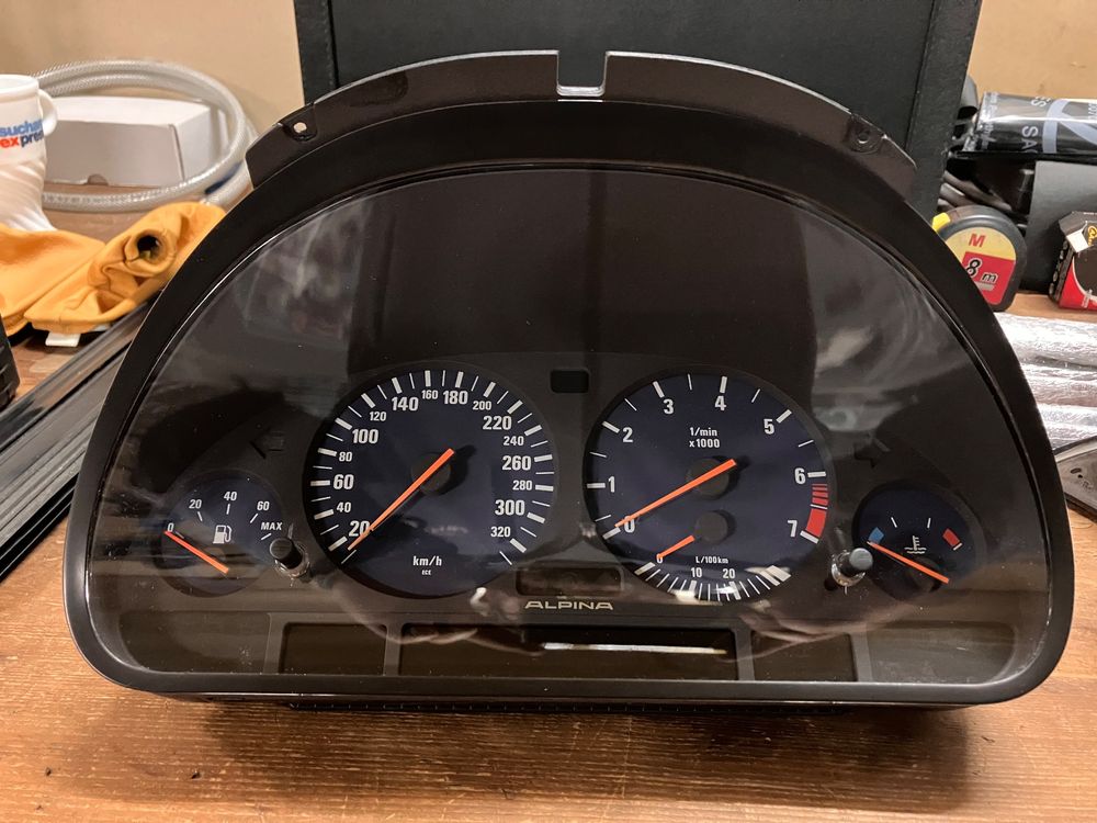 BMW Alpina B10 V8 S Tacho (Gebraucht) in Siebnen für CHF 990 – nur ...