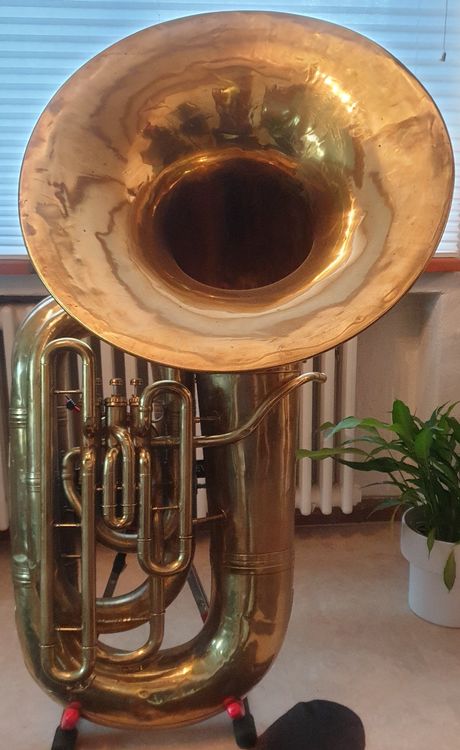 TUBA BBb "CONN BELLFRONT 20J" (Gebraucht) in KLOTEN für CHF 1500 – nur ...