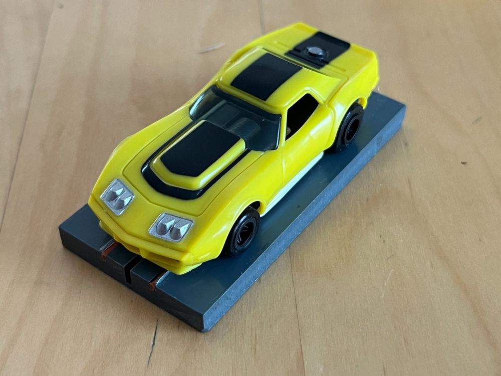 Corvette C3 gelb/schwarz mit BDR-Motor | Kaufen auf Ricardo