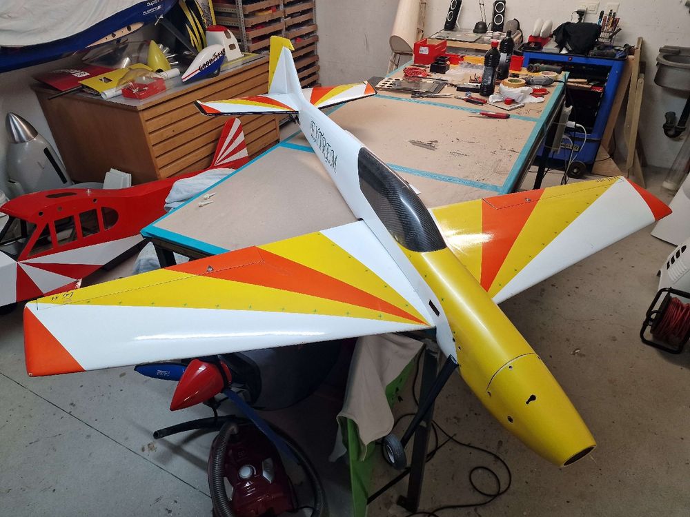 Extrem F3A Kunstflugmodell (Gebraucht) in Gordola für CHF 22 – nur Abholung auf Ricardo kaufen
