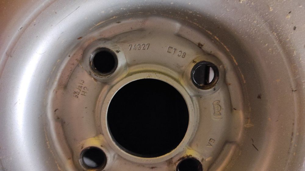 ** VW Golf 2 Original Winterräder Pneus Reifen Felgen ** | Kaufen auf ...