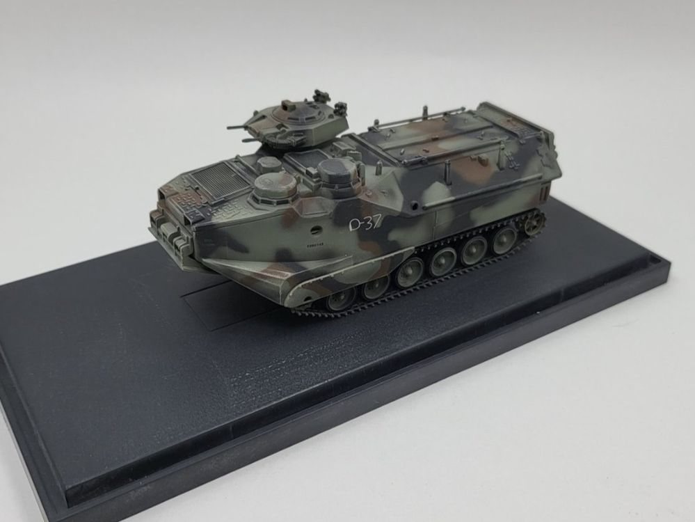 Assault Amphibious Vehicle AAVP-7A1 USA, 1/72 (Gebraucht) in Lyss für CHF 17 – mit Lieferung auf ...