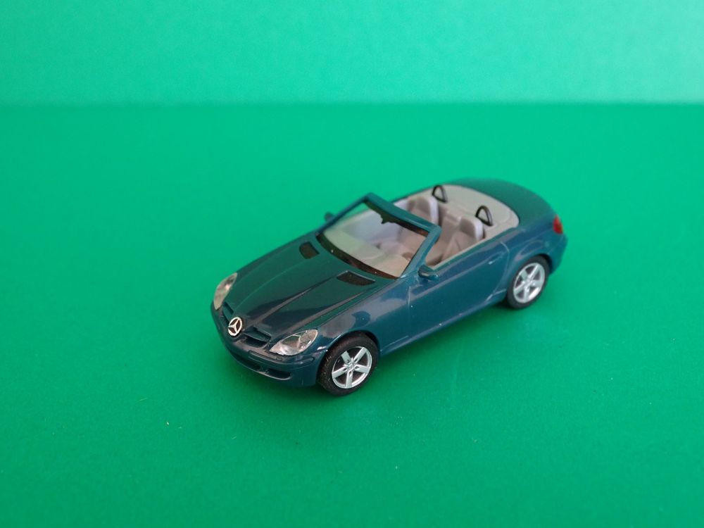 Mercedes SLK von Herpa 1/87 (Gebraucht) in Bretzwil für CHF 5 – mit Lieferung auf Ricardo kaufen