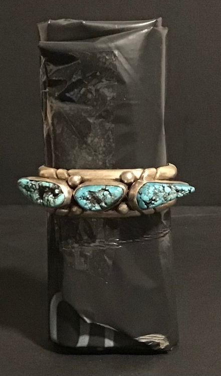 Designer Silber Armreife mit Türkis Steinen (Gebraucht) in Root für CHF 70 – mit Lieferung auf ...