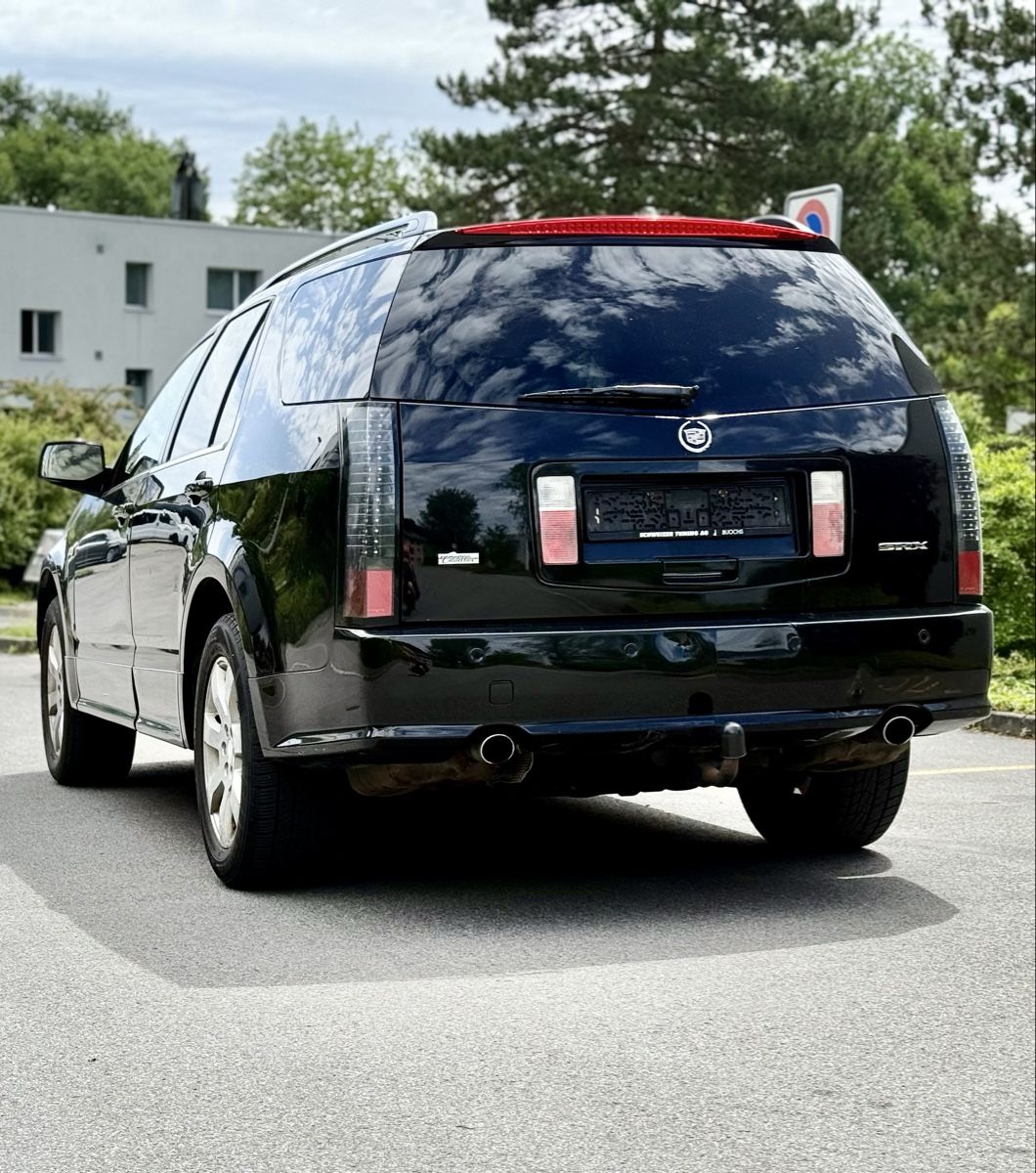 Cadillac SRX 4.6 Benzin mit 325 Ps. (Gebraucht) in Kriens für CHF 1500 ...