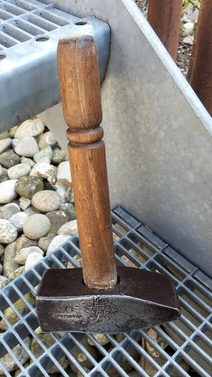Hammer antik (Gebraucht) in Burgdorf für CHF 8 – mit Lieferung auf ...
