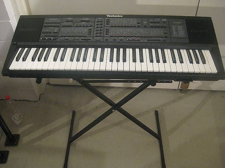 Keyboard Technics SX K700 (Gebraucht) in Russikon für CHF 225 – nur ...