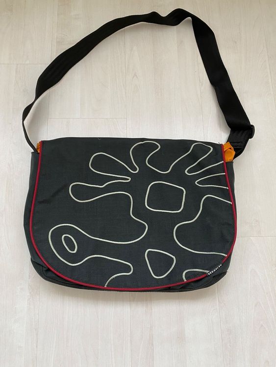 Crumpler Laptop Tasche Silver Dig - L / wie neu! (Neu (gemäss ...