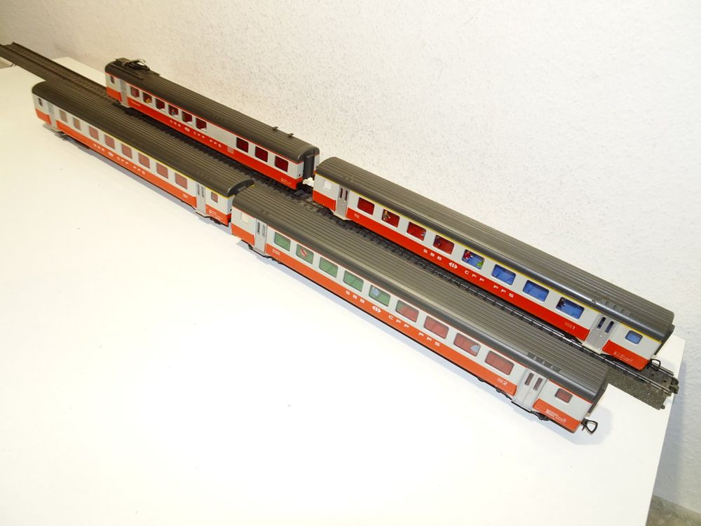 4 Liliput Personenwagen SBB Swiss Express HO (17) (Gebraucht) in Luzern für CHF 65.9 – mit ...