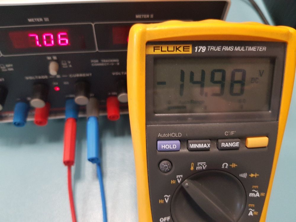 TOELLNER 8735 5-fach Labornetzteil (Gebraucht) in Baden für CHF 102 ...