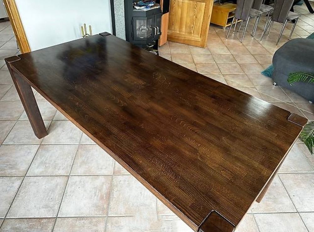 Massiver Holztisch zu verkaufen (Gebraucht) in Nussbaumen für CHF 60 – nur Abholung auf Ricardo ...