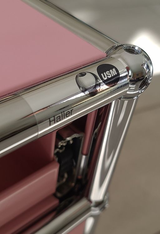USM Haller TV Möbel "limitiert Pink-Rosa" (Neu (gemäss Beschreibung ...