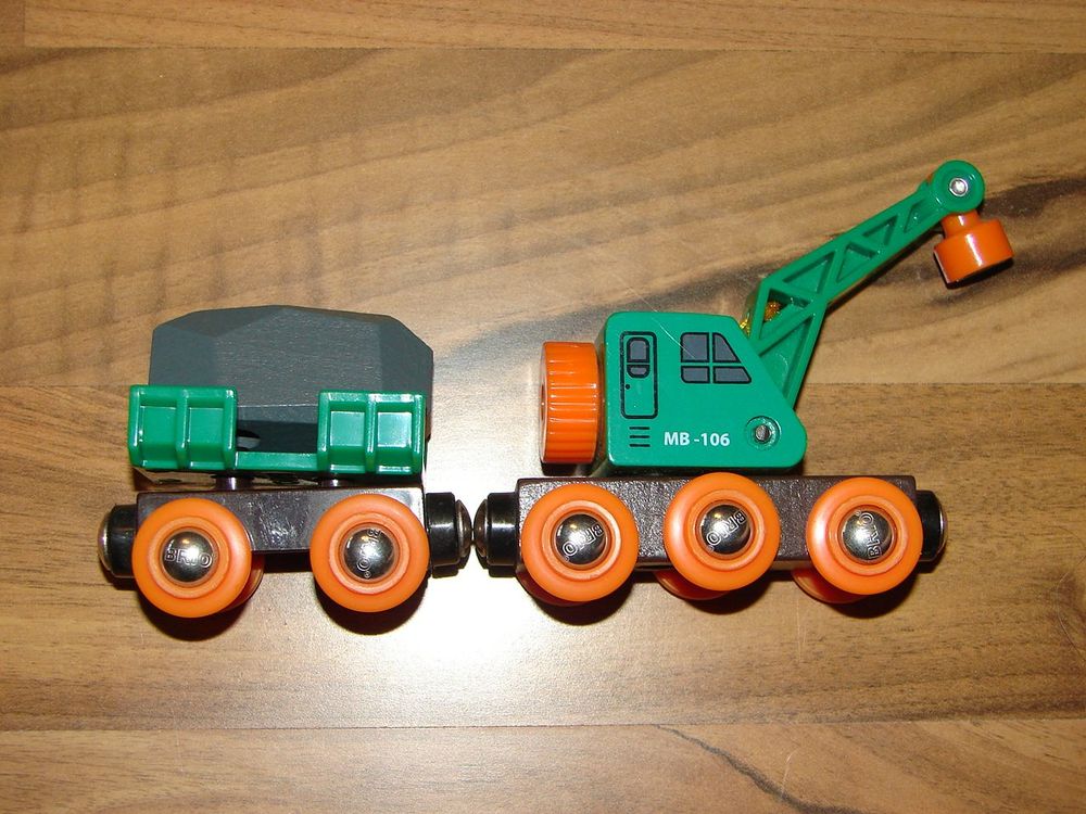 BRIO World 33698 grüner Kranwagen (Gebraucht) in Murten für CHF 10 ...
