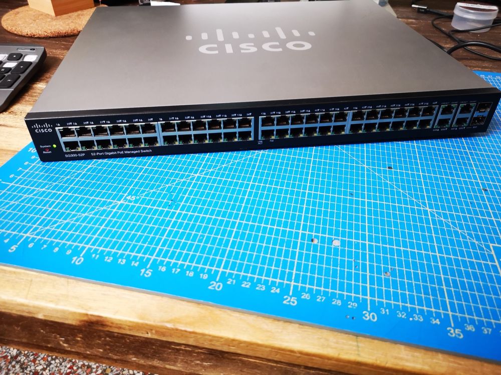 Cisco SG300-52 Gigabit PoE Managed Switch 52 Port | Kaufen auf Ricardo