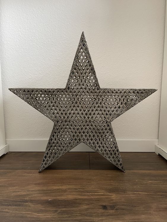 Stern aus Metall, mit Kerzenhalter (Gebraucht) in Bubikon für CHF 10 ...