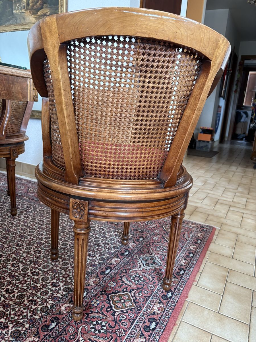4 Chaises d’époque, style Louis XVI (D'occasion) à Bassins pour CHF 390 ...