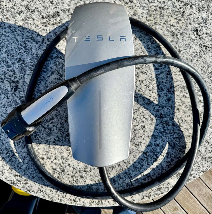 Tesla Wall Box Gen 1 (Gebraucht) in Küsnacht ZH für CHF 160 – nur ...