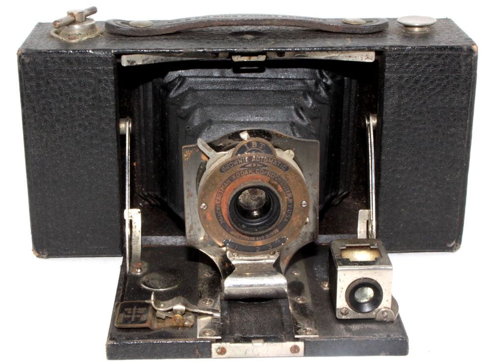 alte Balgen-Klapp-Kamera KODAK (Defekt) in Allschwil für CHF 25 – mit ...