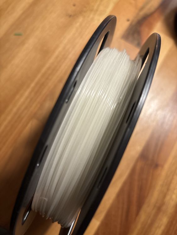 Neues 3D-Drucker Filament, Glow in the Dark! (Gebraucht) in ...