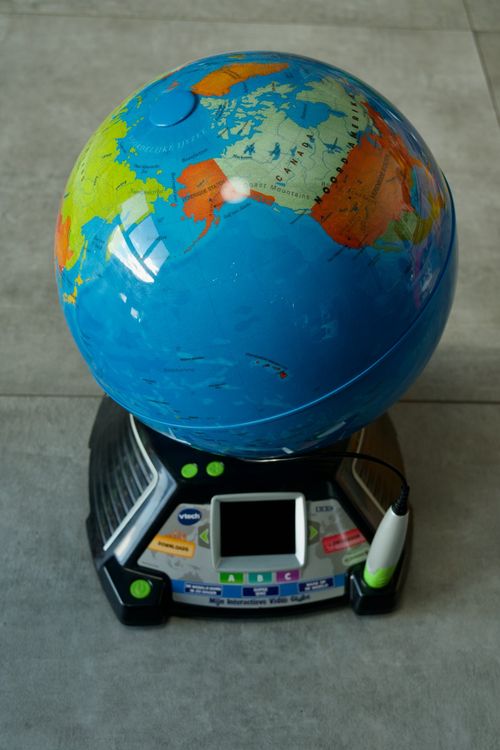 VTech My Interactive Video Globe (Gebraucht) in Couvet für CHF 15 – mit ...