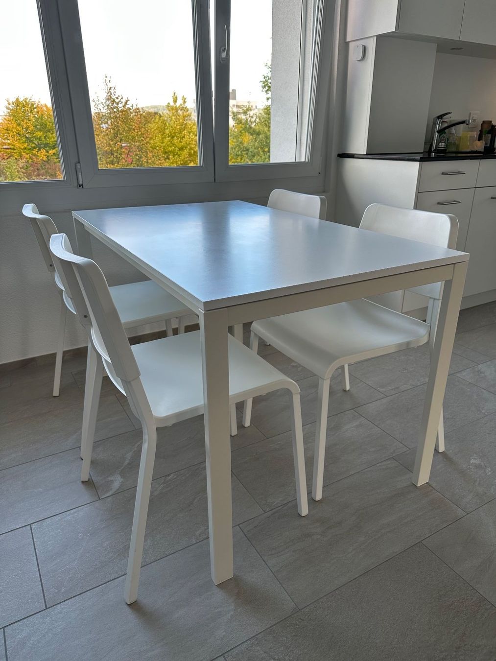 Esstisch-Set – IKEA VIHALS / TEODORES (Gebraucht) in Lenzburg für CHF 115 – mit Lieferung auf ...