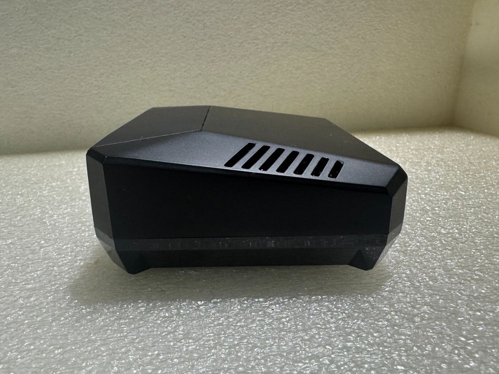 Raspberry Pi 5 – 8GB RAM + Argon ONE V3 Gehäuse + 256GB NVMe (Gebraucht ...