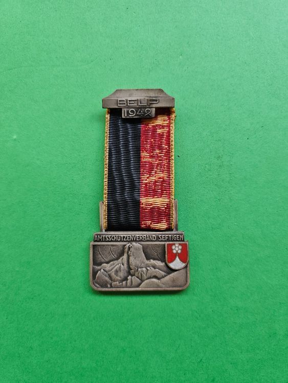 BELP SEFTIGEN 1942 SCHIESSEN KRANZABZEICHEN MEDAILLEN MÜNZEN (Gebraucht) in Ermatingen für CHF 6 ...