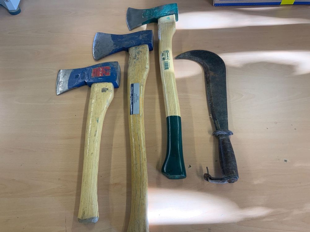 Beile (Gebraucht) in Niederuzwil für CHF 20 – nur Abholung auf Ricardo ...