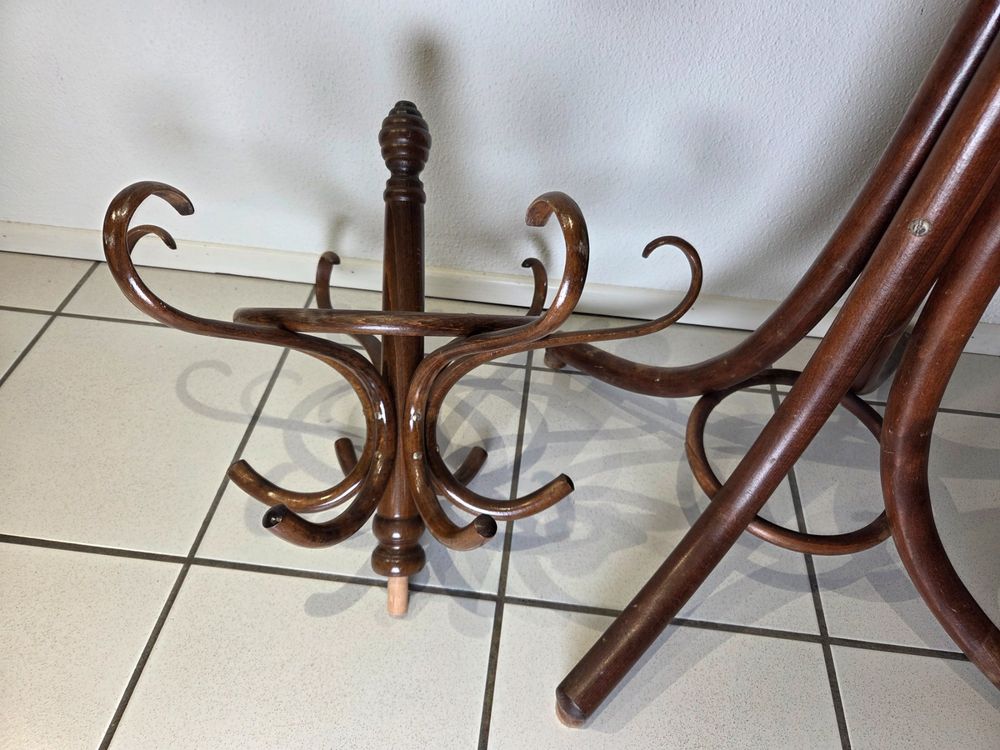 Appendiabiti / Guardaroba in legno curvato – Stile Thonet (Gebraucht ...