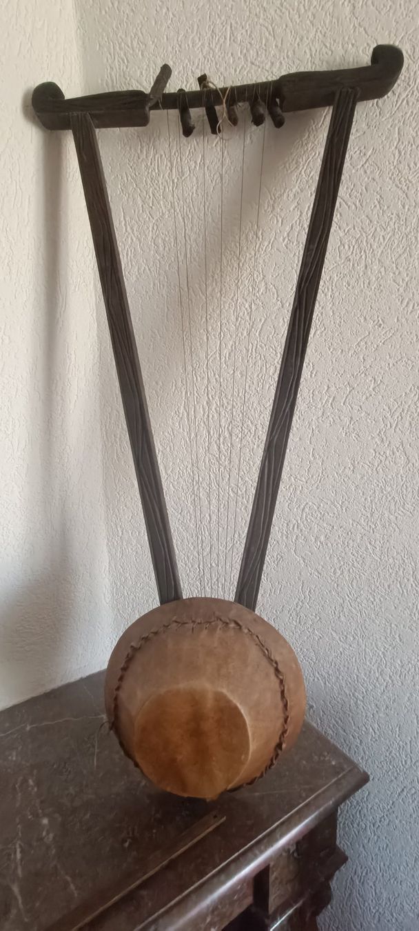Lyre Africaine d'Art, Instrument de Musique de collection (D'occasion ...