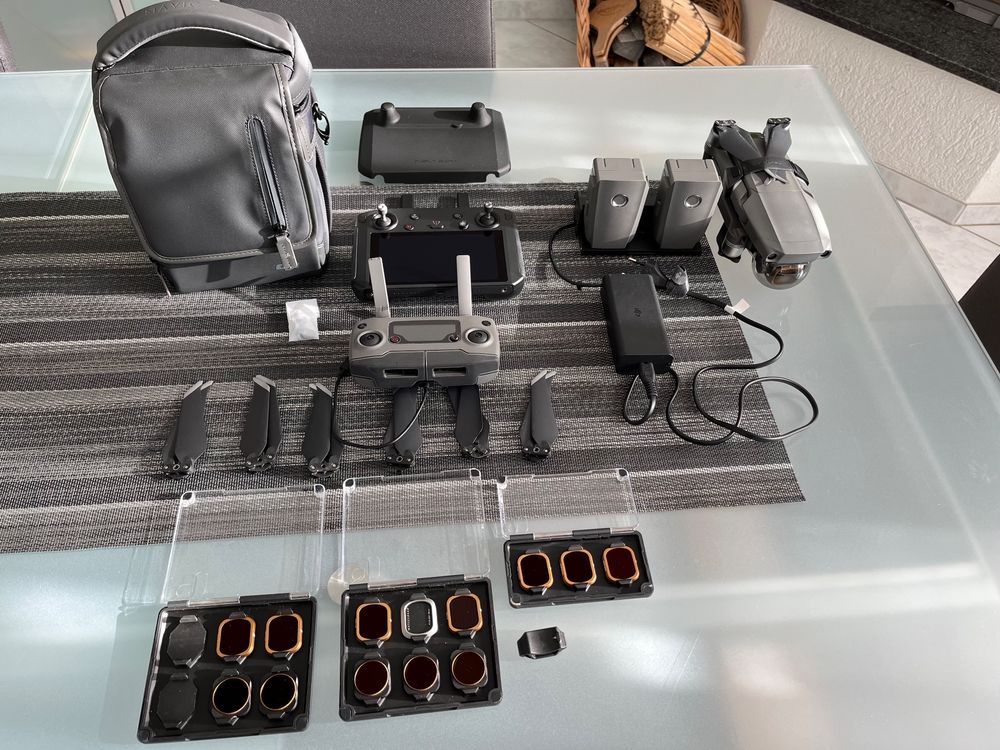 DJI Mavic 2 Pro Fly More Bundle mit Smart Controller u.s.w. | Kaufen ...