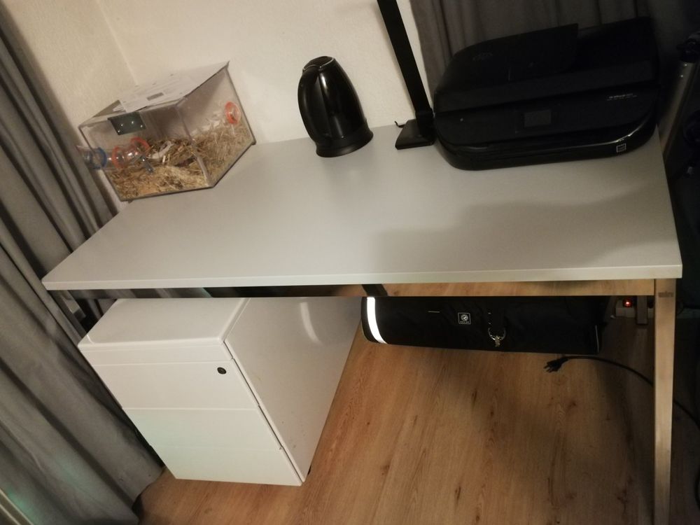 embru Tisch mit Korpus (Gebraucht) in Rüti für CHF 70 – nur Abholung ...