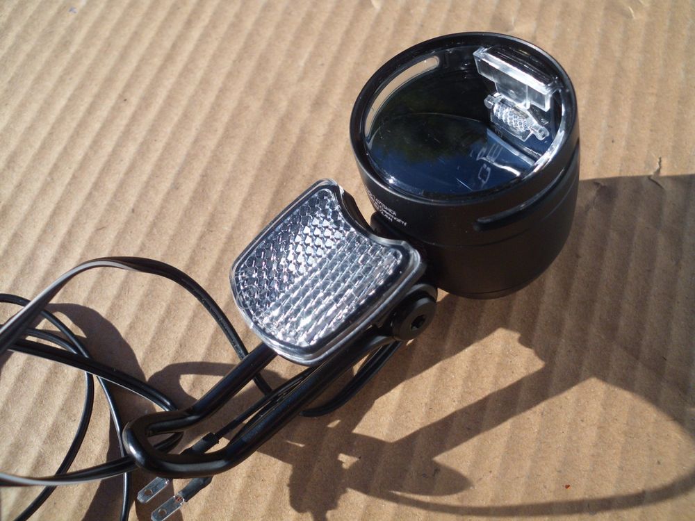 Busch + Müller IQ XS DC 12 Scheinwerfer E-Bike - VERSAND (Neu und originalverpackt) in ...