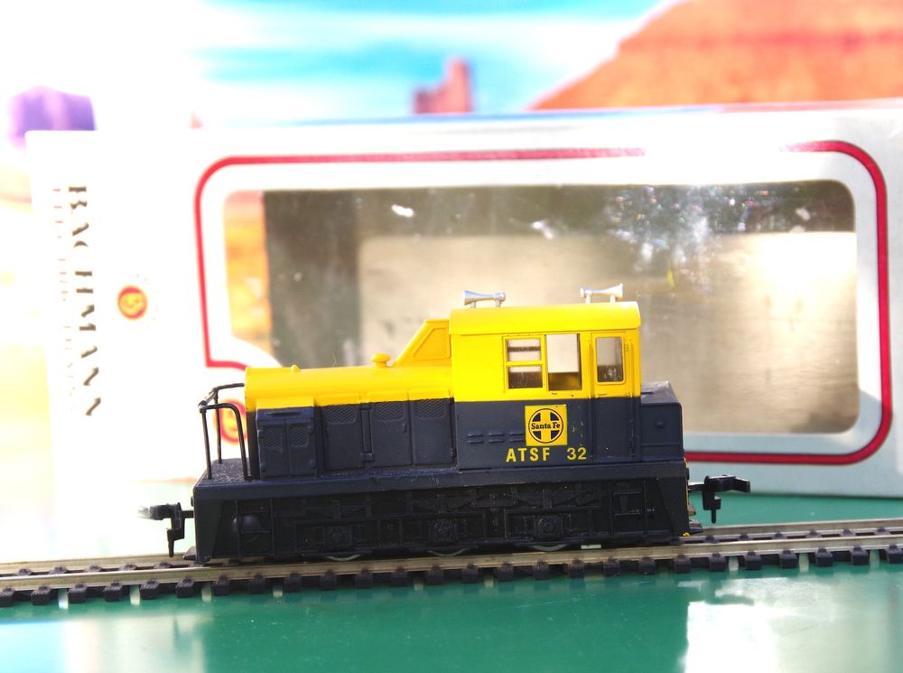 Bachmann H0 Plymouth Switcher Santa Fe ATSF (USA) (Neu und ...