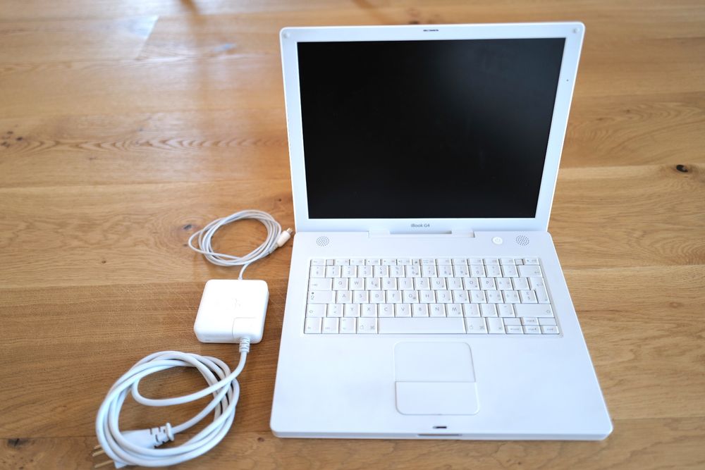 schönes iBook G4 2005 mit funktionierende Batterie (3073mAh) (Gebraucht ...