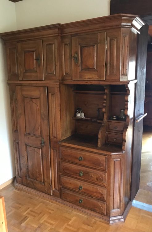 Grand buffet rustique (Gebraucht) in für CHF 60 – nur Abholung auf ...