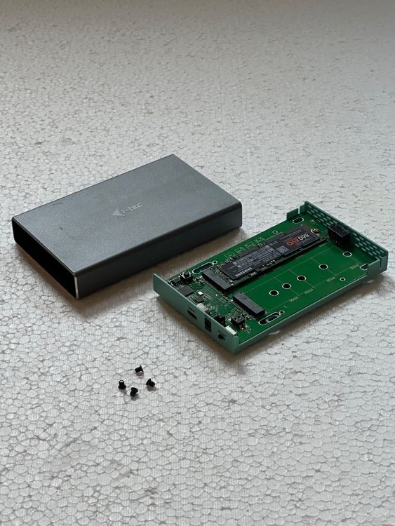 USB C M.2 SSD Raid Enclosure | Kaufen auf Ricardo