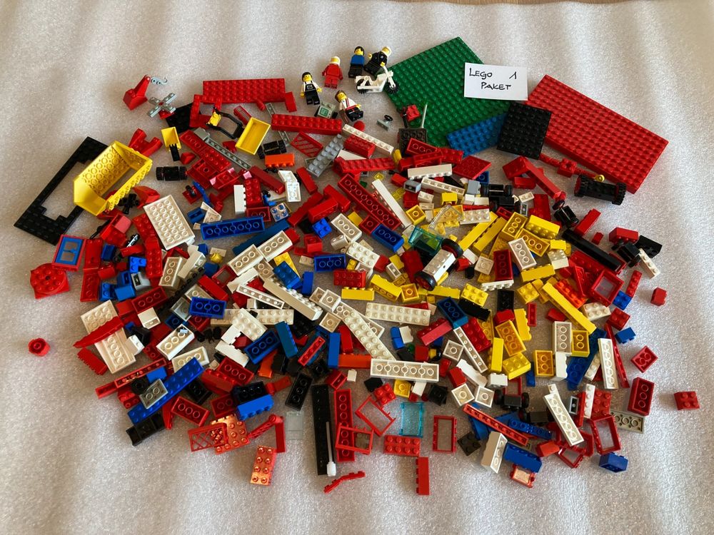 Lego Bausteine Paket 1 (800-900g) (Gebraucht) in Dinhard für CHF 12 ...