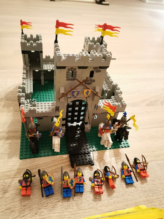 Lego Legoland Castle 6080 King's Castle von 1984 (Gebraucht) in Hinwil ...